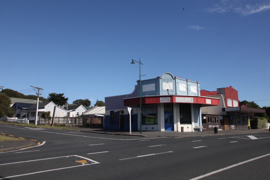 Locations Hub - Helensville